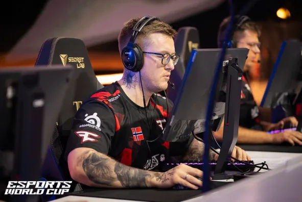 Official: Rain Departs FaZe After a Decade of Legendary Service | EGW.News